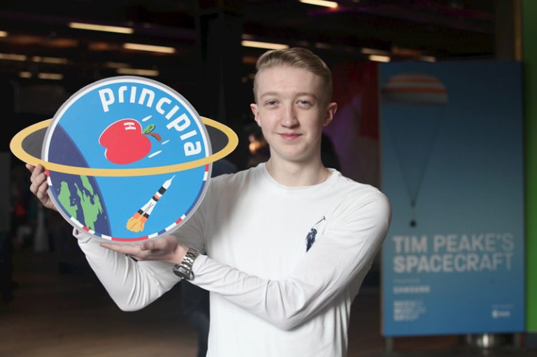 Tim Peake's badge | Science and Industry Museum